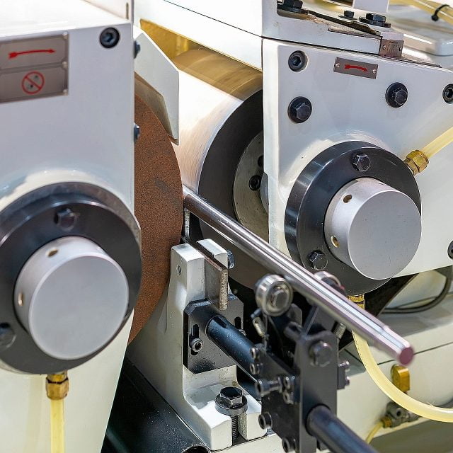 Centerless Grinding Services for Turned Parts - Boly Metal